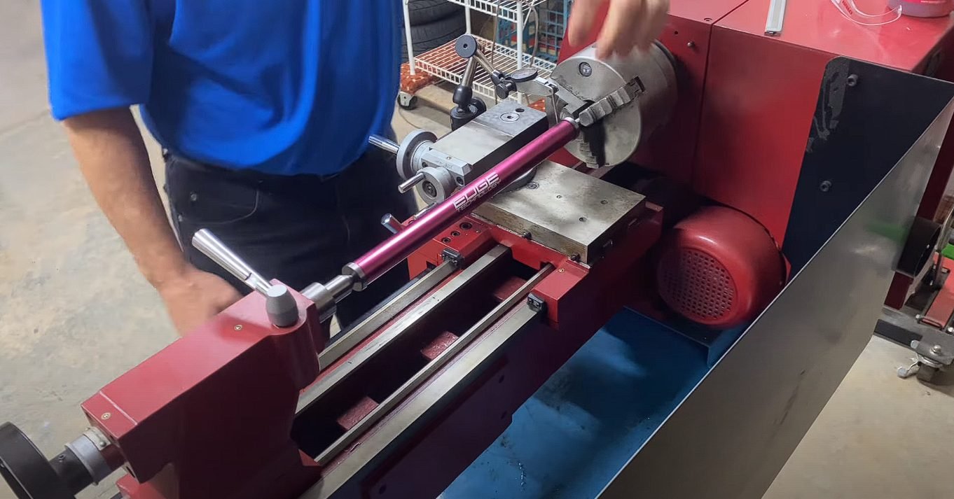 How to Align a Wood Lathe Correctly - Lathe God